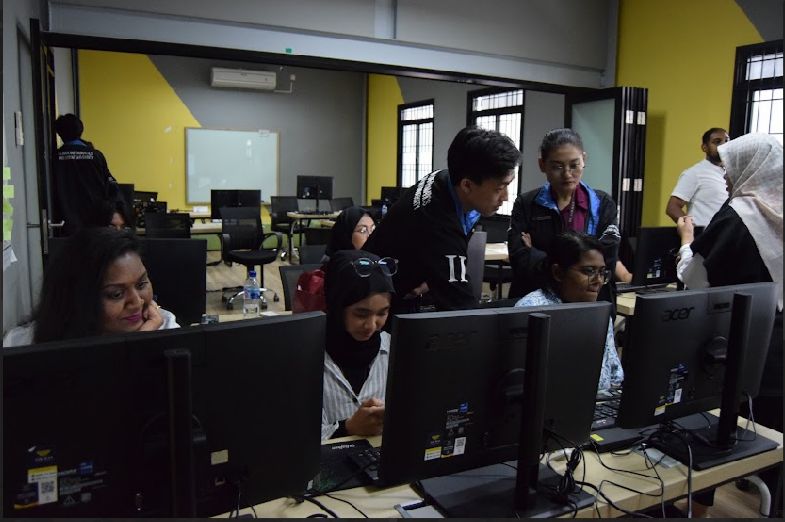 Sarahwati - Software Developer